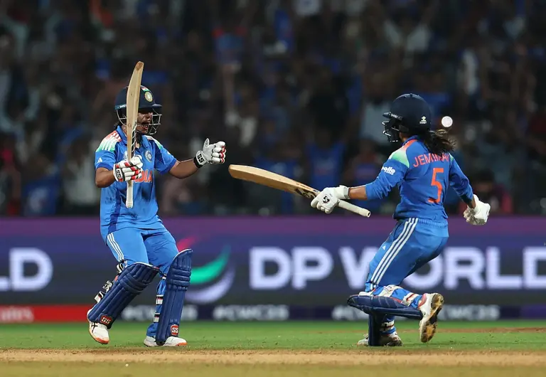 India stun Australia to reach Women's World Cup final