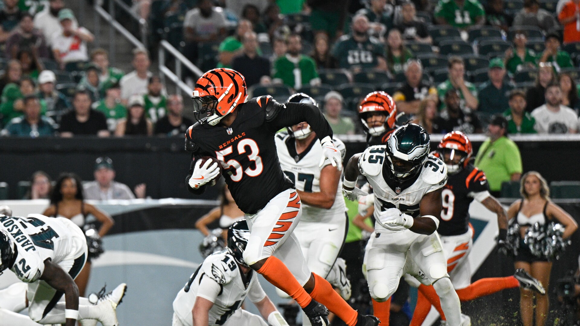 Bengals sign LB Joe Giles-Harris to the active roster