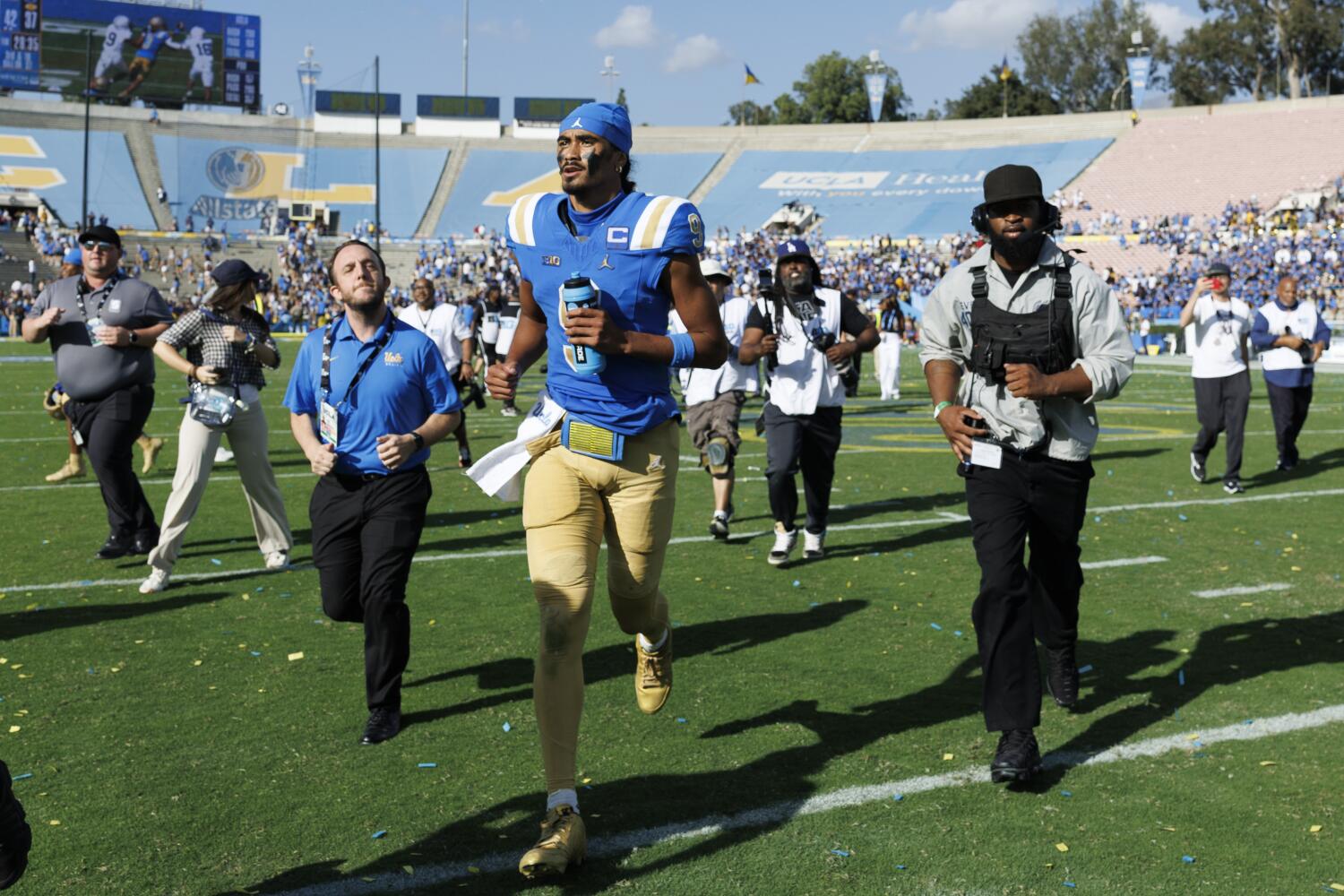 Rose Bowl accuses UCLA of trying to move football games to SoFi Stadium ...