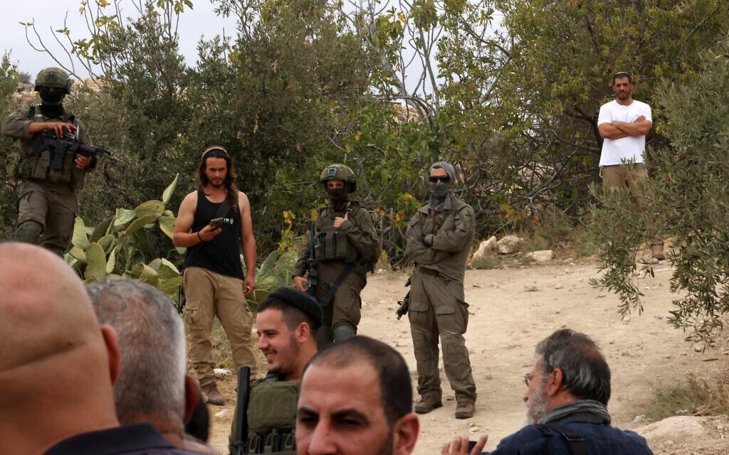 Israel deporting two US Jews who entered closed IDF zone to aid ...