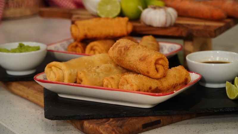 Aprendé a cocinar arrolladitos de cerdo y verdura