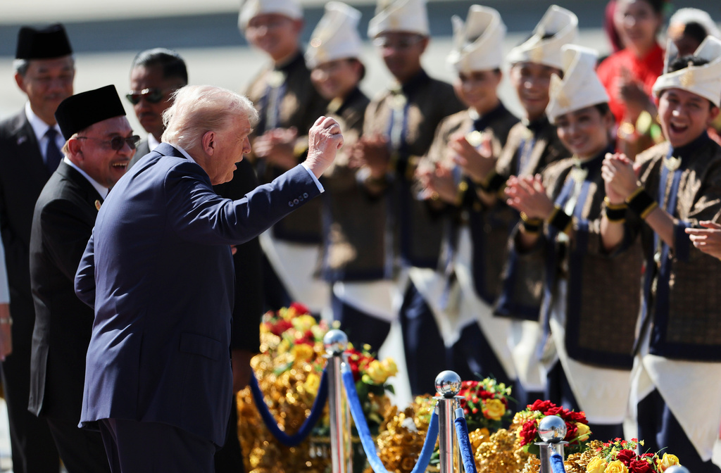 'America First' Trump loved hanging out with the global elite during ...