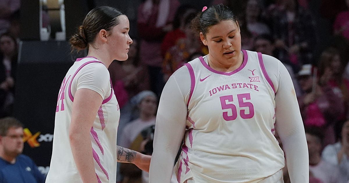 Brown, Crooks Named to Naismith Player of the Year Watch List