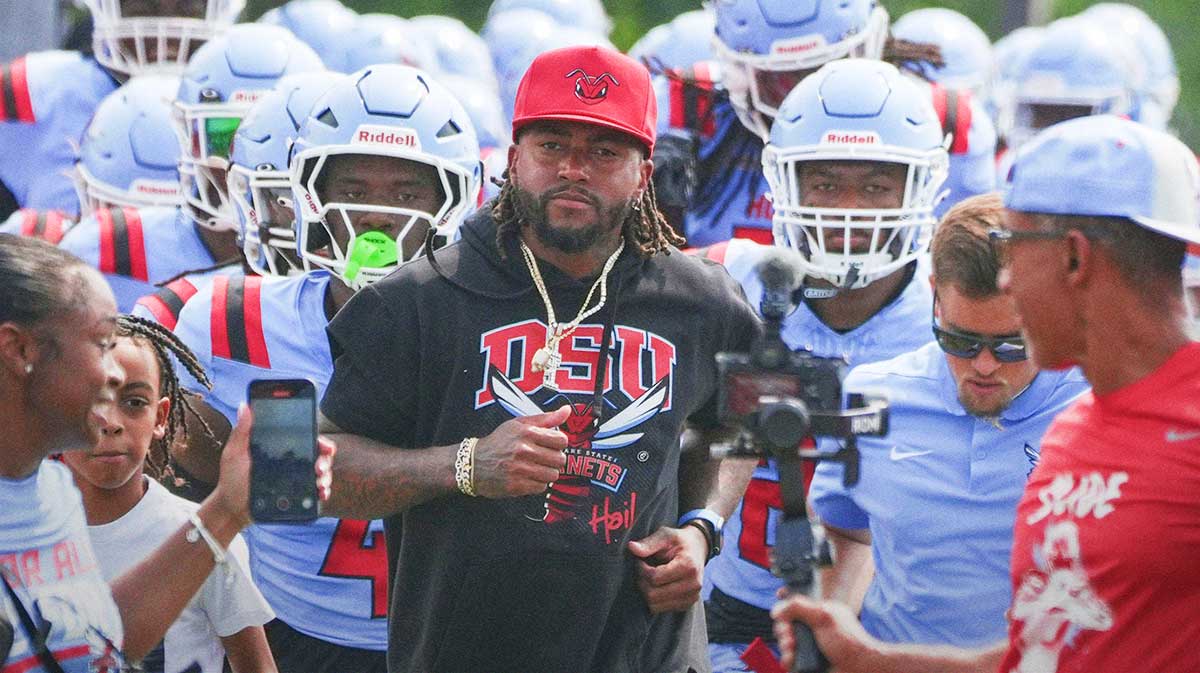 Should DeSean Jackson leave Delaware State for Sacramento State?