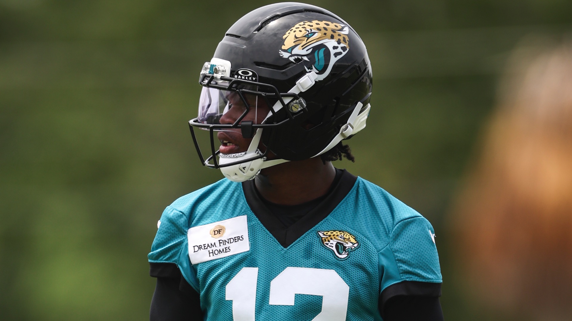 Raiders’ Ashton Jeanty Gets Honest About Facing Travis Hunter