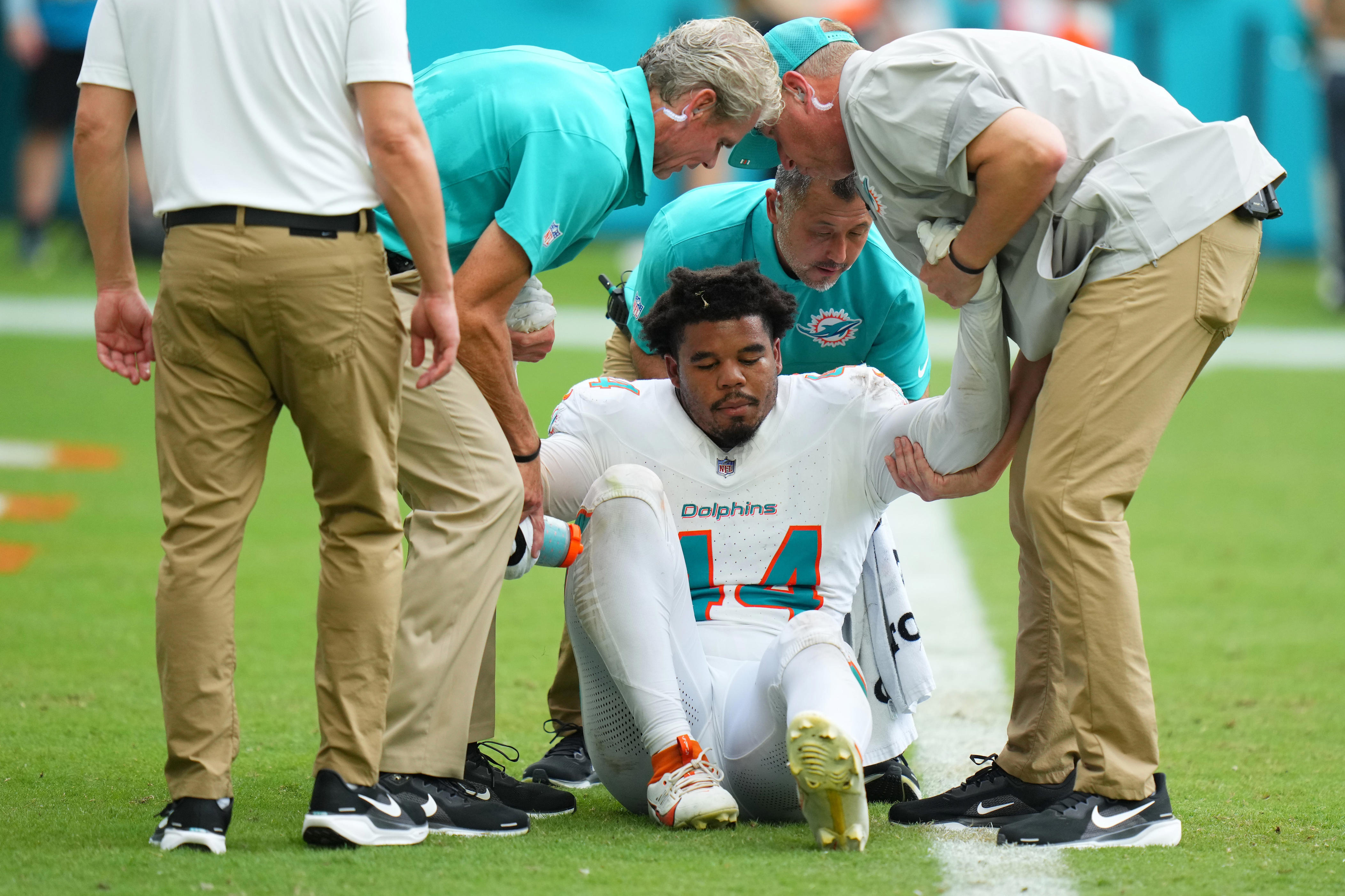 Chop Robinson injury update, Miami Dolphins pass rusher ruled out vs ...