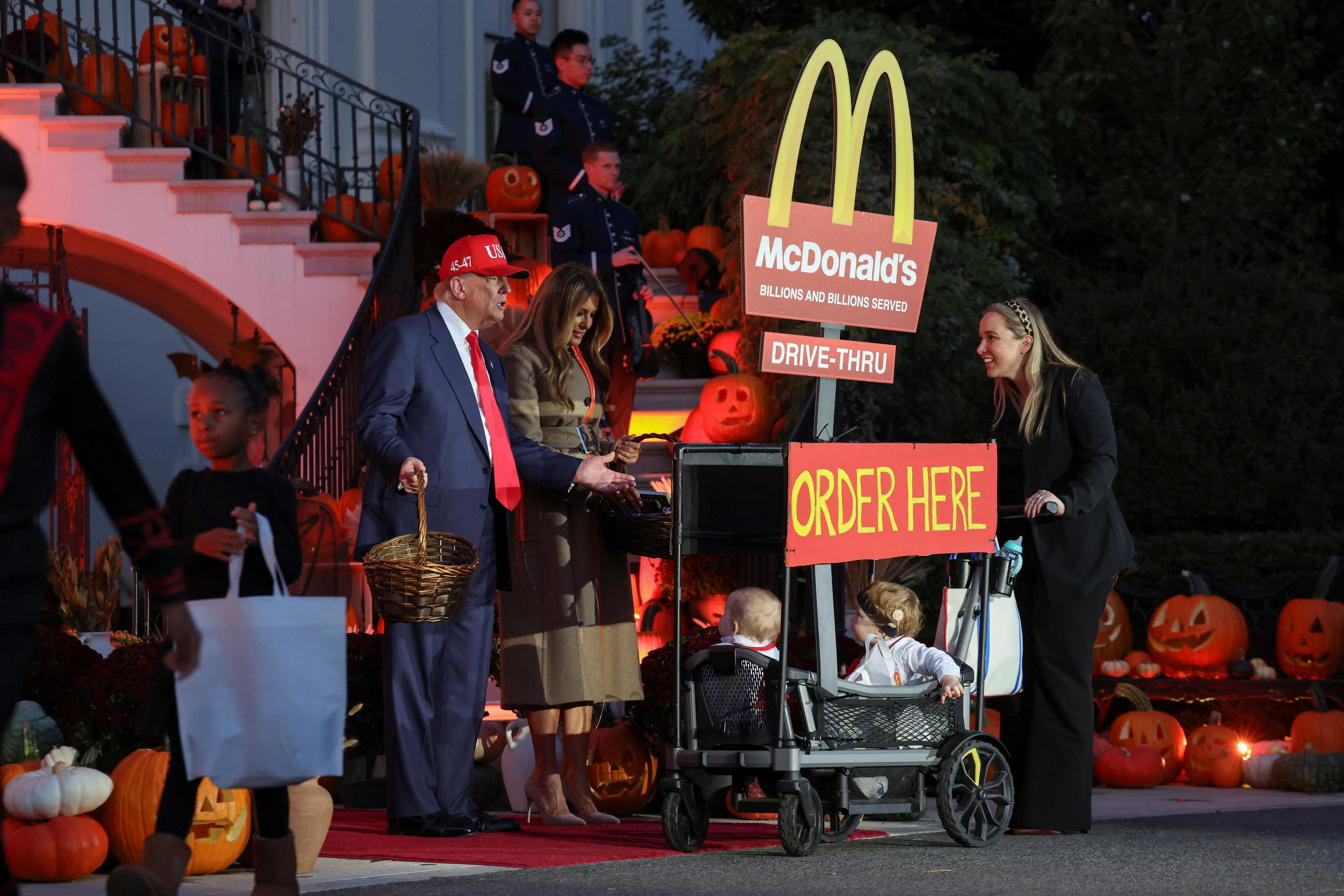Trump greets trick-or-treaters, jokes about ballroom plans at White ...