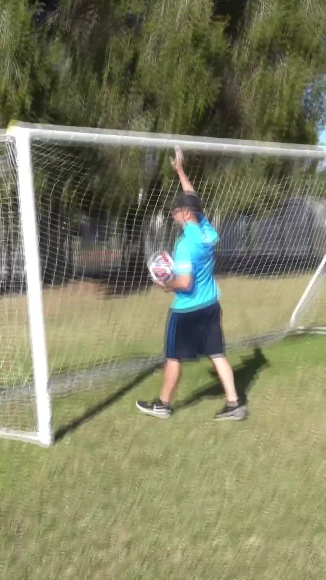 They threw balls at my head ⚽️