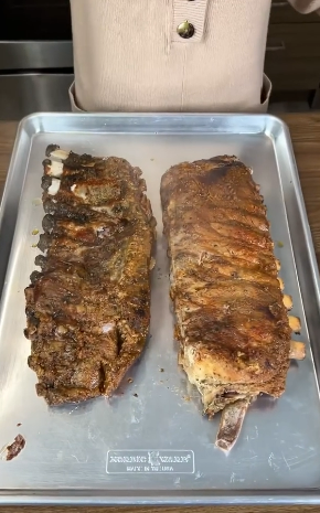 Easy Crockpot Ribs That Fall Right Off the Bone