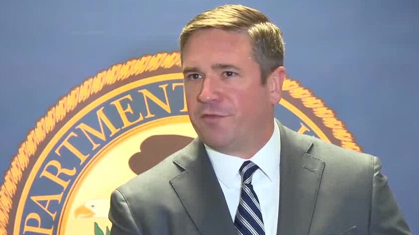 FBI arrests 14 current, former law enforcement officials in ‘drug ...