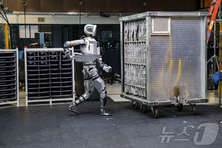 현대차그룹, '피지컬 AI' 밑그림…뿌리부터 양산까지 국내에 밸류체인