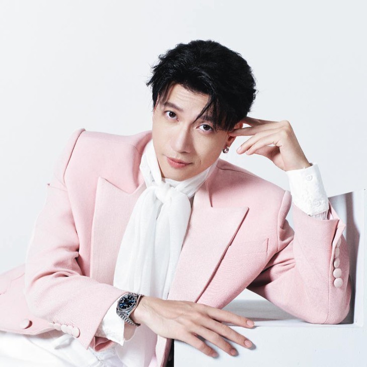 Mỹ Tâm, Hòa Minzy, Đức Phúc, Rhyder ủng hộ miền Trung: Cầu mong bà con ...