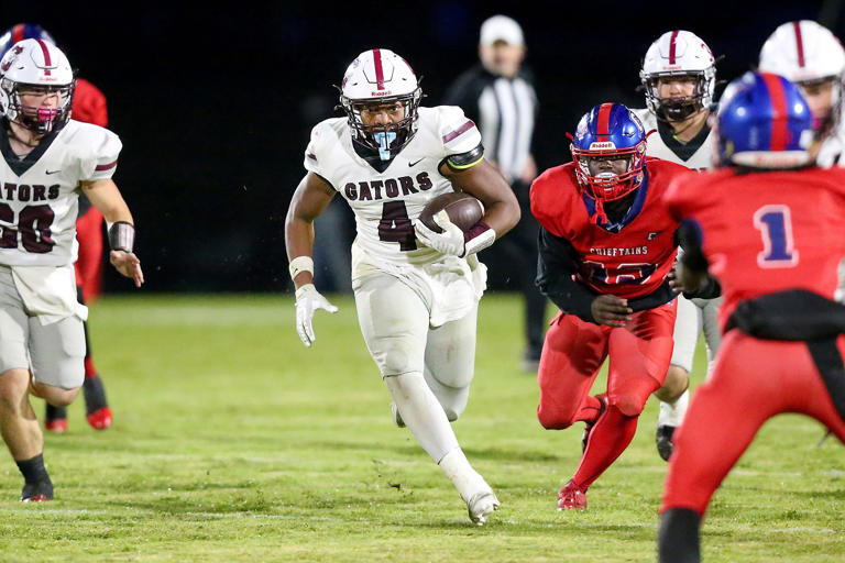 See all of Thursday’s Week 11 high school football scores, Friday’s ...