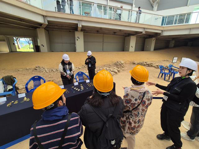 이것이 신라 공주의 무덤…APEC 맞아 일반에 공개된 '1500년 전' 그곳