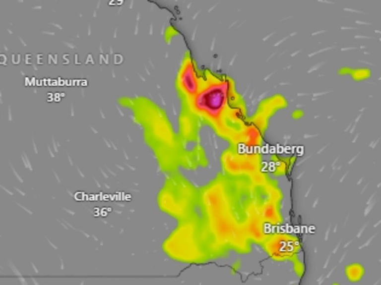 Tornado warning as supercell storm nears