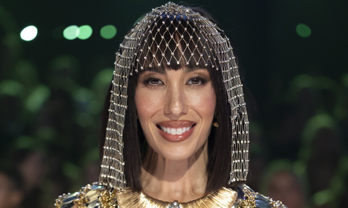 Cheryl Burke Sends Direct Message to 'DWTS' Fans After Intense ...
