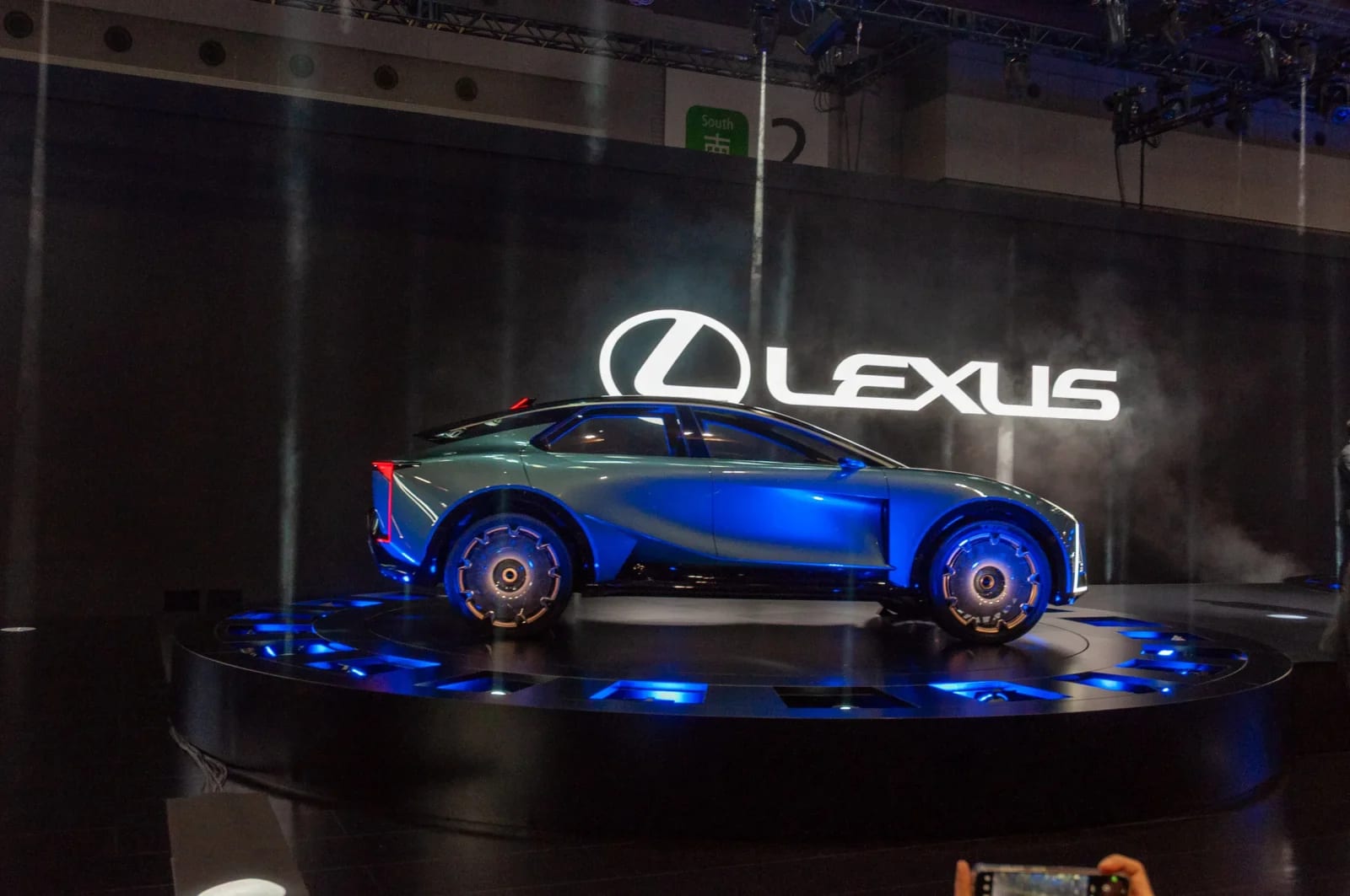 Lexus Turned the LS Into a Van and SUV—Because Sedans Are Fighting a ...