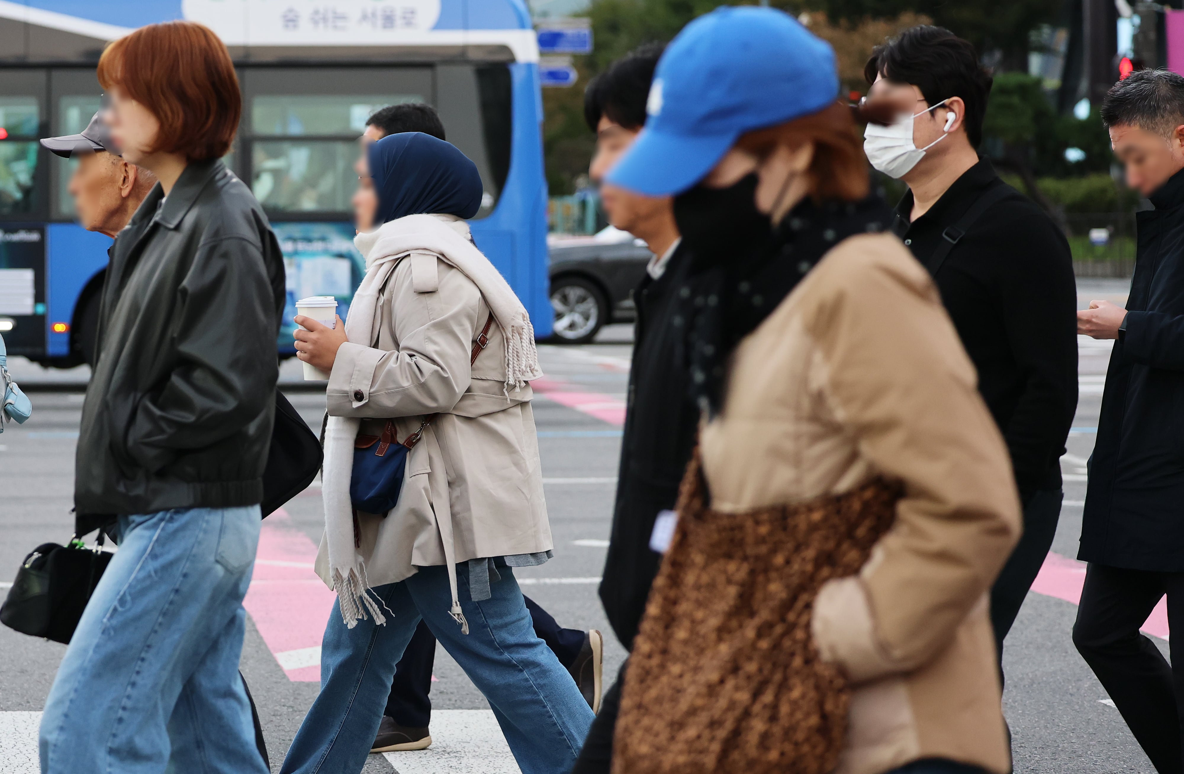 Seoul Morning Low Drops to 1 Degree as Cold Snap Hits