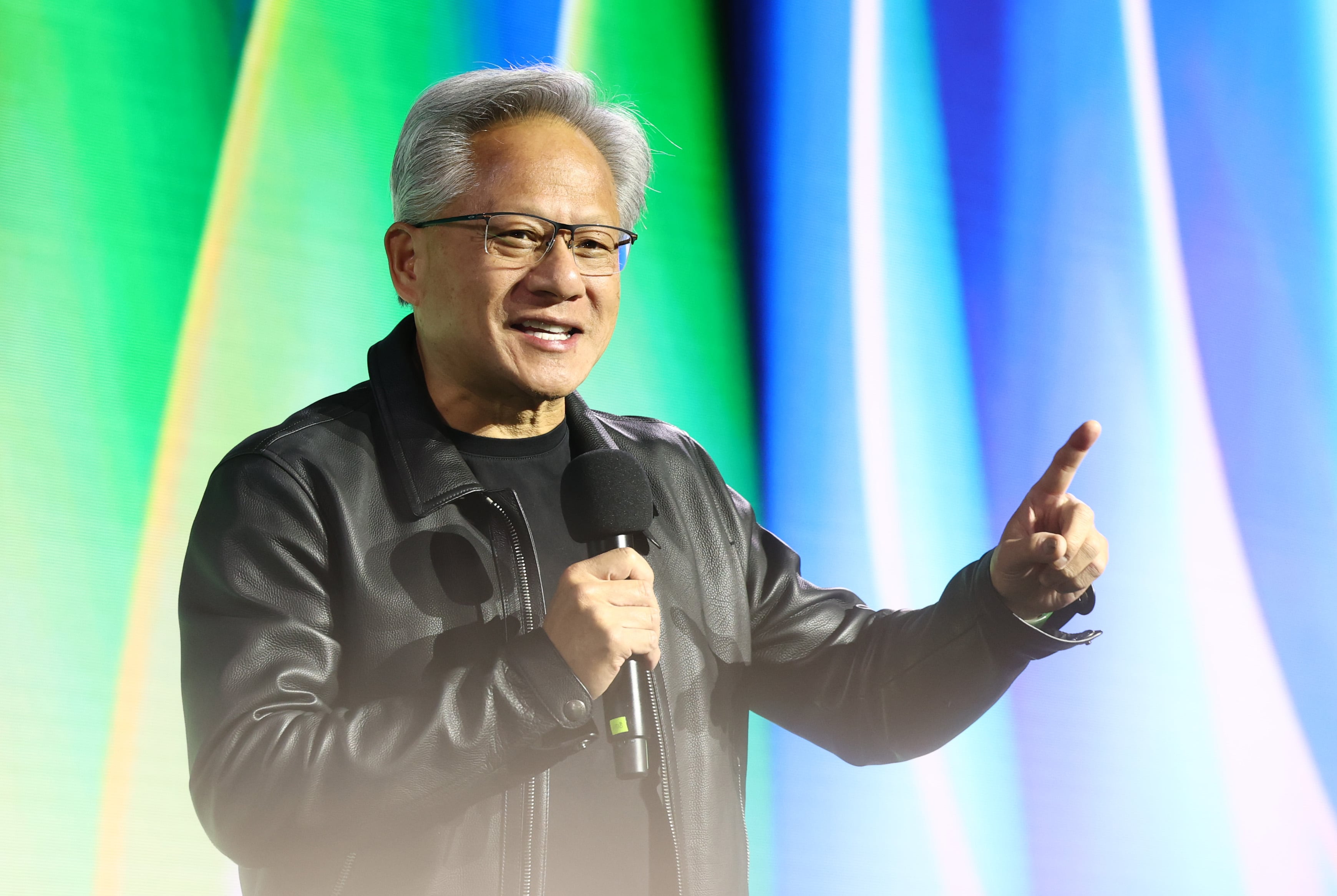 LE SSERAFIM Dazzles at NVIDIA Event Introduced by CEO