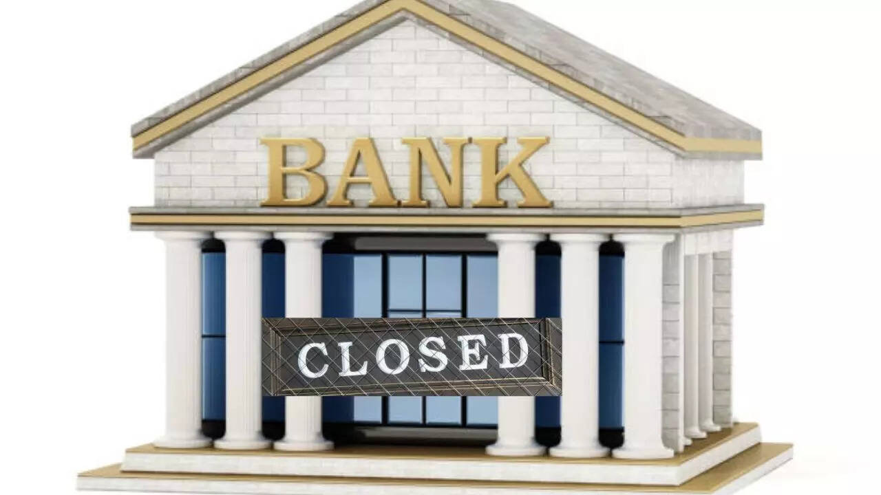 Bank Holidays in November 2025: 5 Days When Banks Will Remain Shut ...
