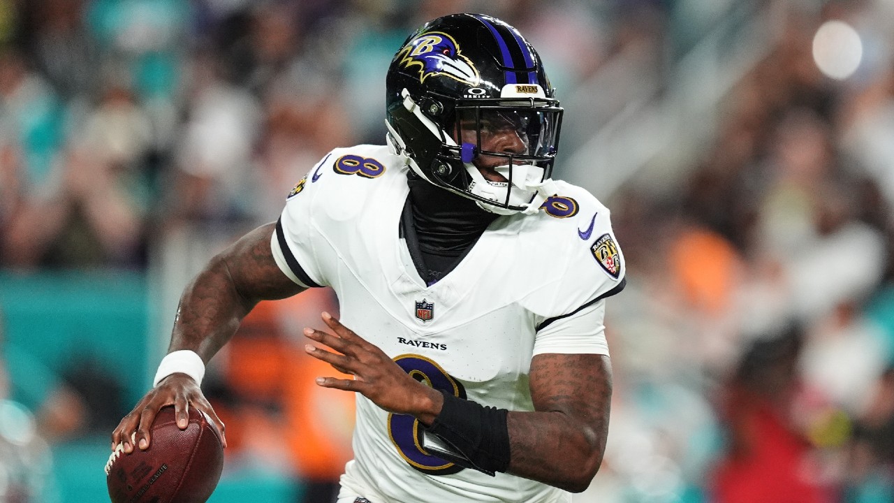 Ravens’ Harbaugh: Lamar Jackson’s status for Week 17 'undetermined'