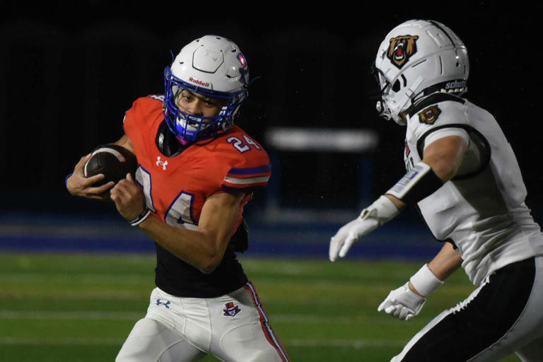 Danbury beats Norwalk behind QB O'Keefe and shutdown defense