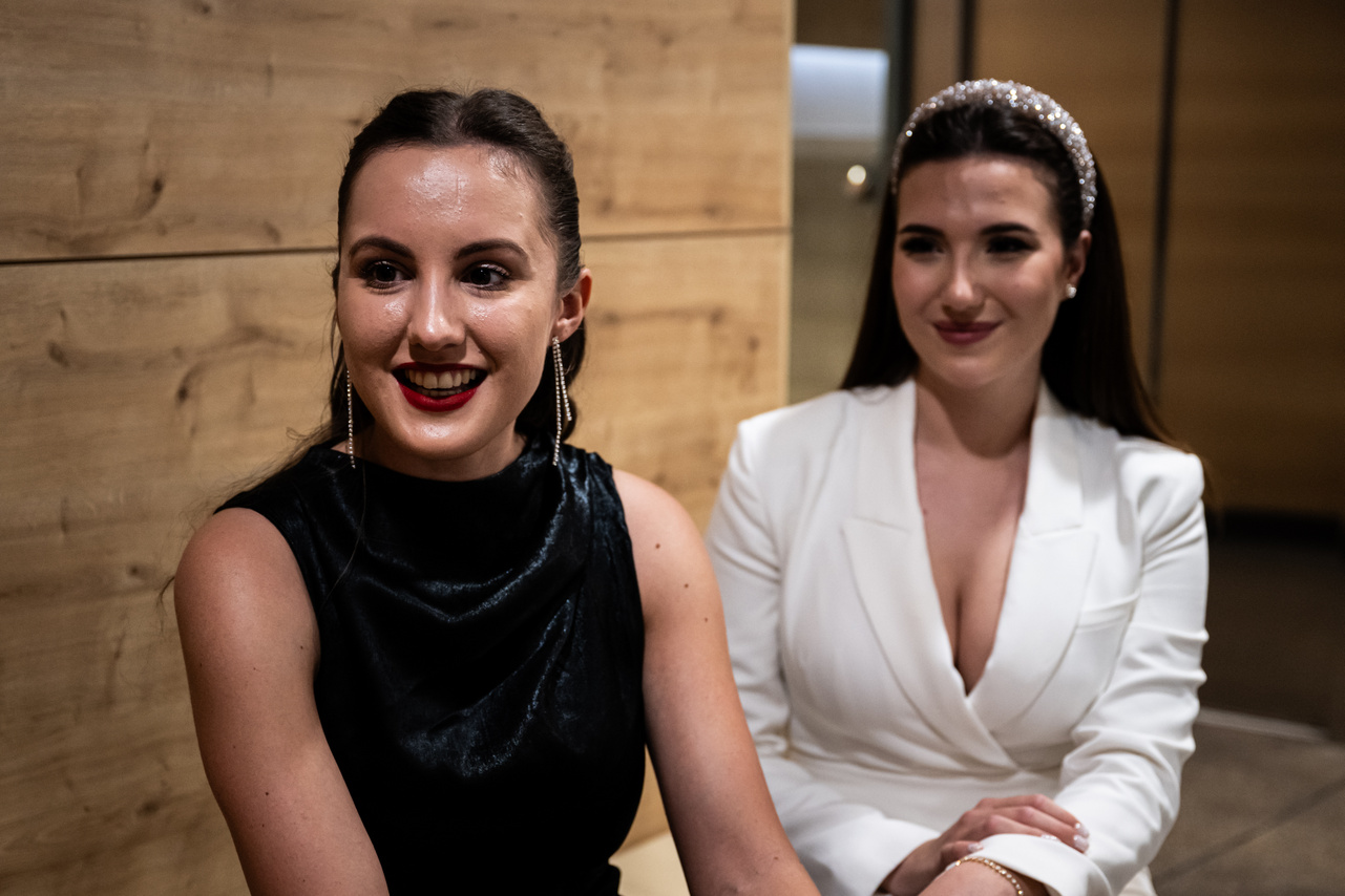 Mától egy kávéházban ül a 98 éves matematikus, az erdélyi pap és Kapu Tibor