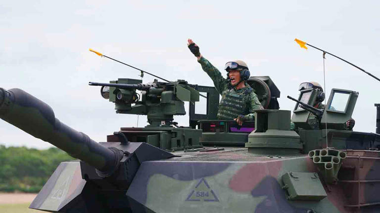 대만, M1A2T 에이브람스 전차를 장비한 첫 번째 대대 창설