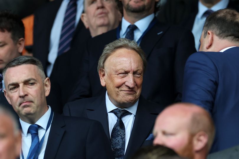 Neil Warnock reveals talks with Cardiff City star as he makes feelings ...