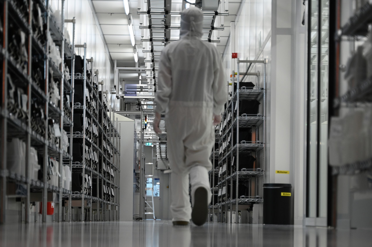 Nieuwe ontwikkeling chipoorlog: Nexperia schort levering wafers aan ...