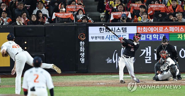 ‘대전에서 끝내자’ LG, 3회초부터 2-1 다시 리드[KS5]