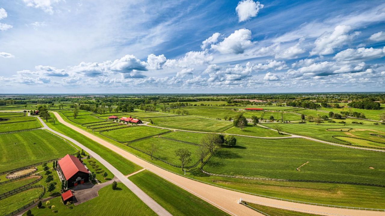 Forget the Coasts—The Midwest Is 2026’s Hottest Travel Trend