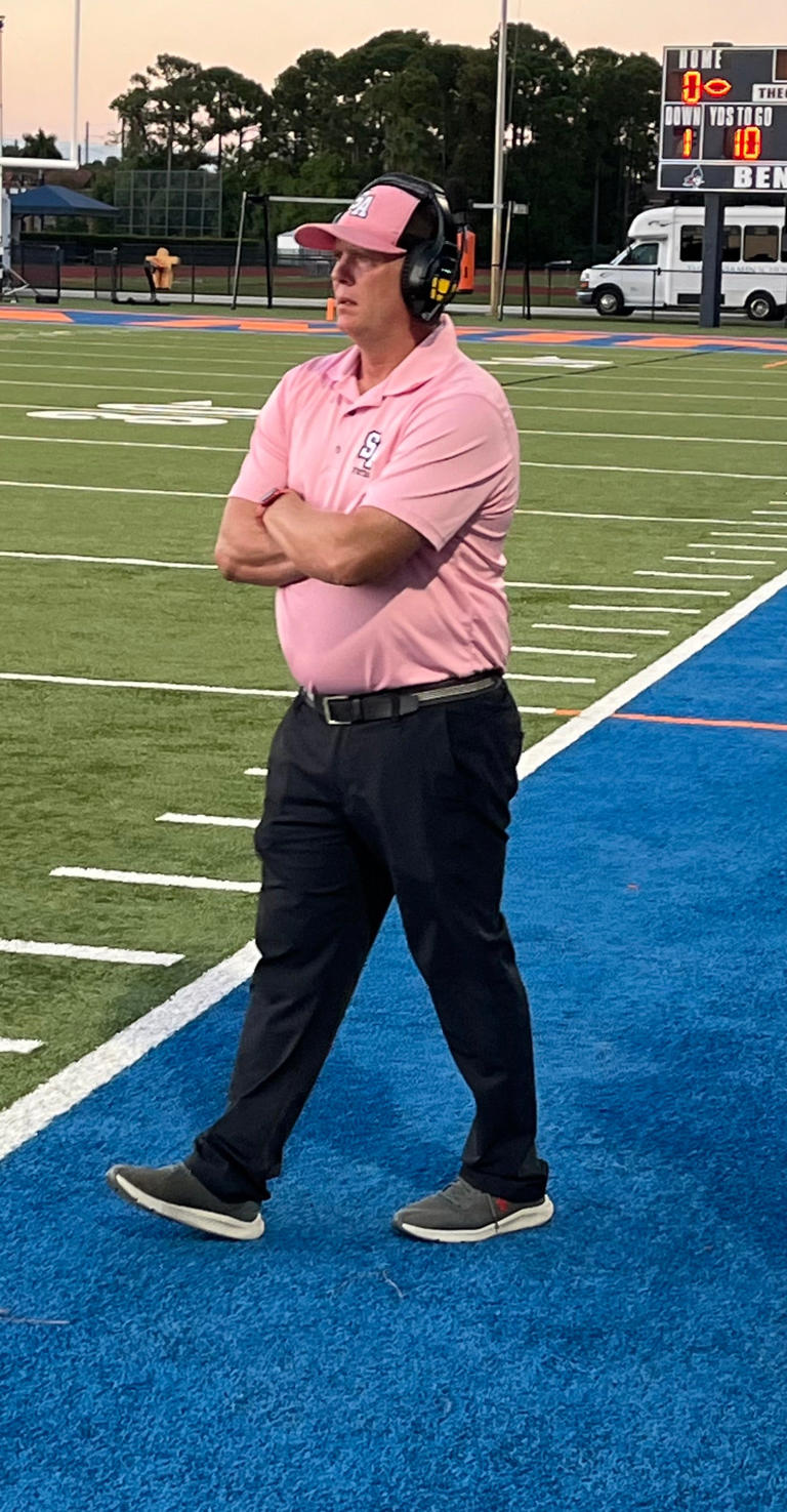 St. Andrew's football throttles Benjamin to complete stellar regular season