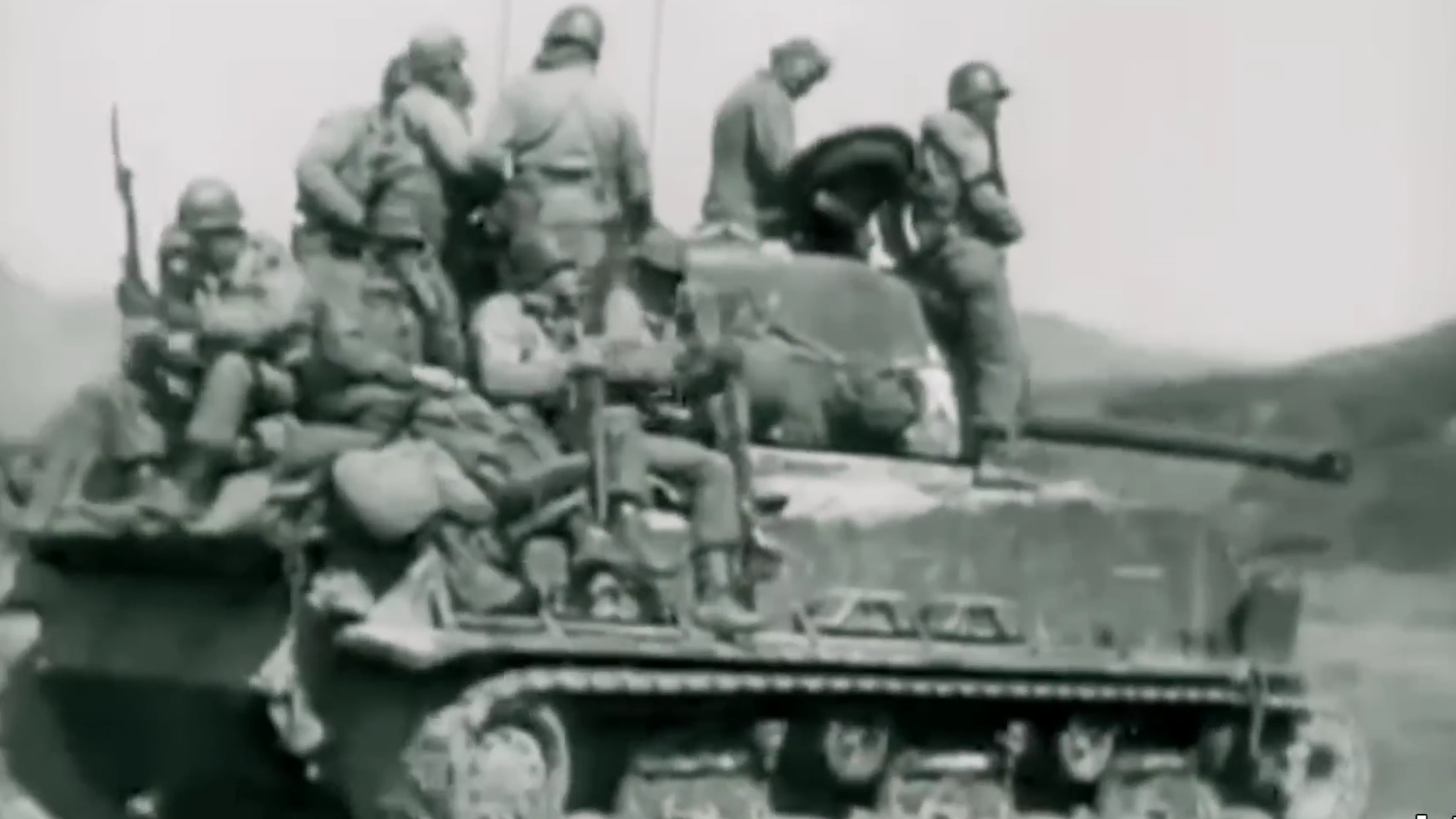 The Ultimate Sherman: Firefly vs. Easy Eight