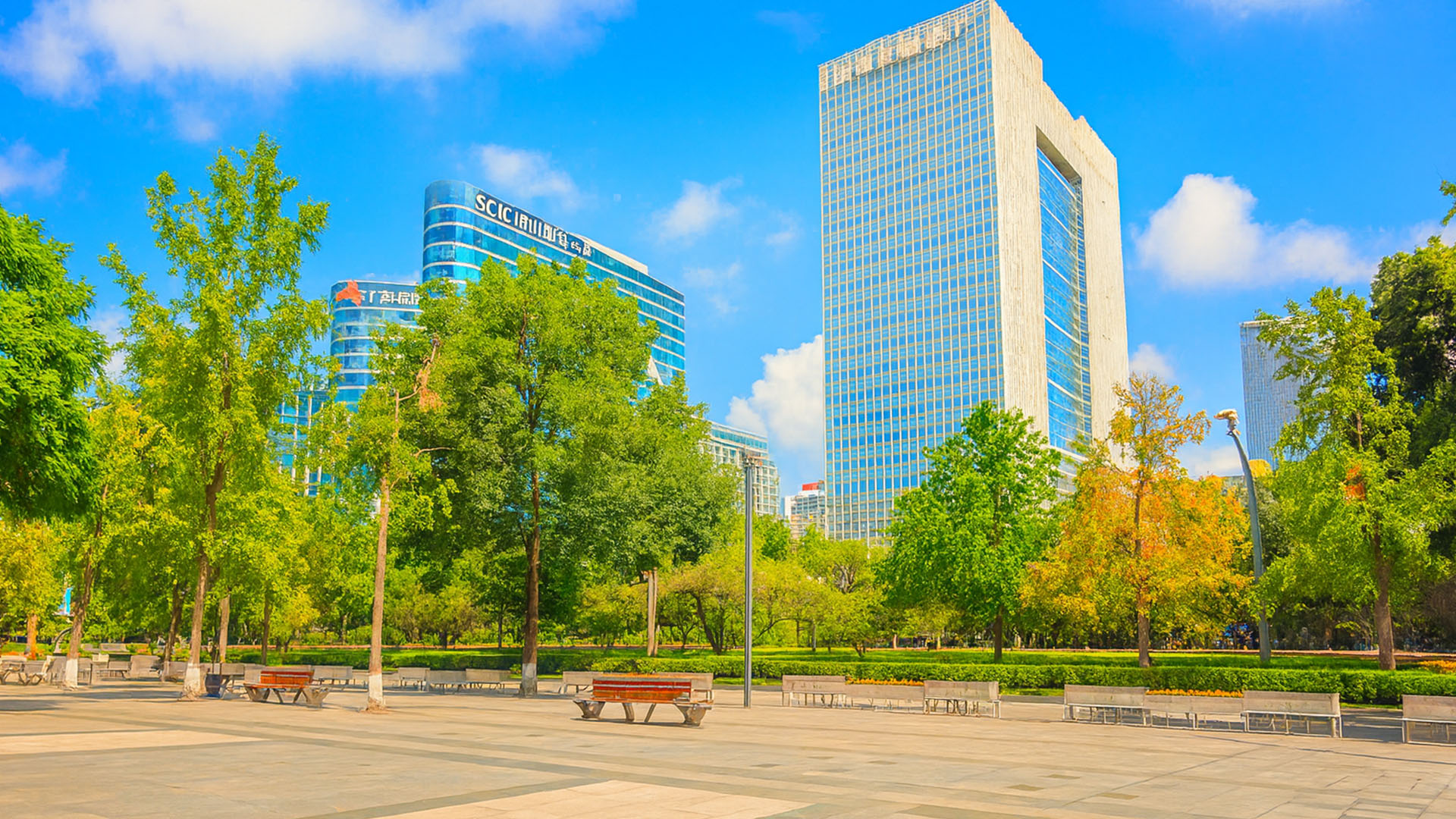 Modern City Meets Nature – A Perfect Blend?