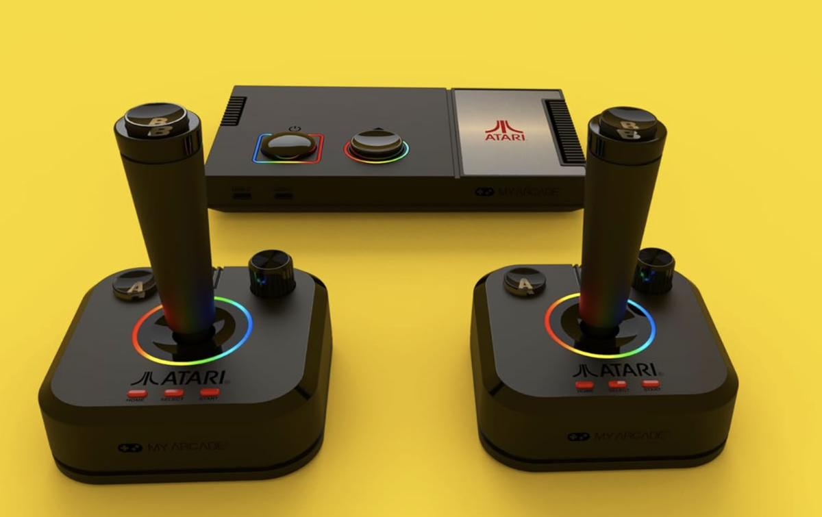 Cuatro consolas Atari en una: si te molan los juegos retro, está en oferta