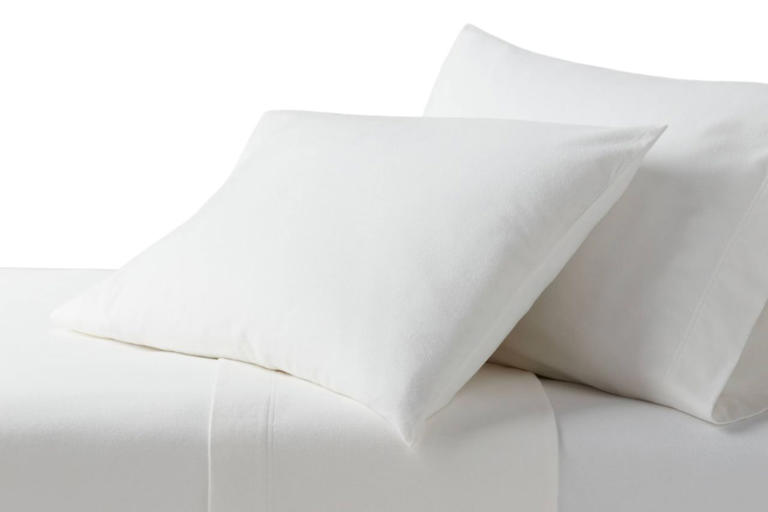 These 8 all-season Target threshold sheets look like new after frequent ...