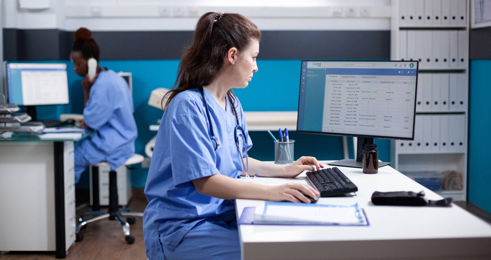 NHS left with sick PCs as suppliers resist Windows 11 treatment