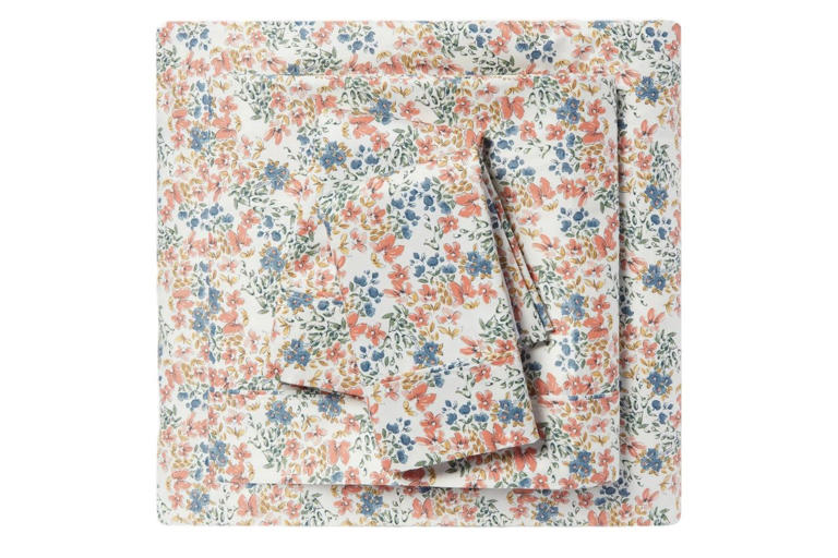 These 8 all-season Target threshold sheets look like new after frequent ...