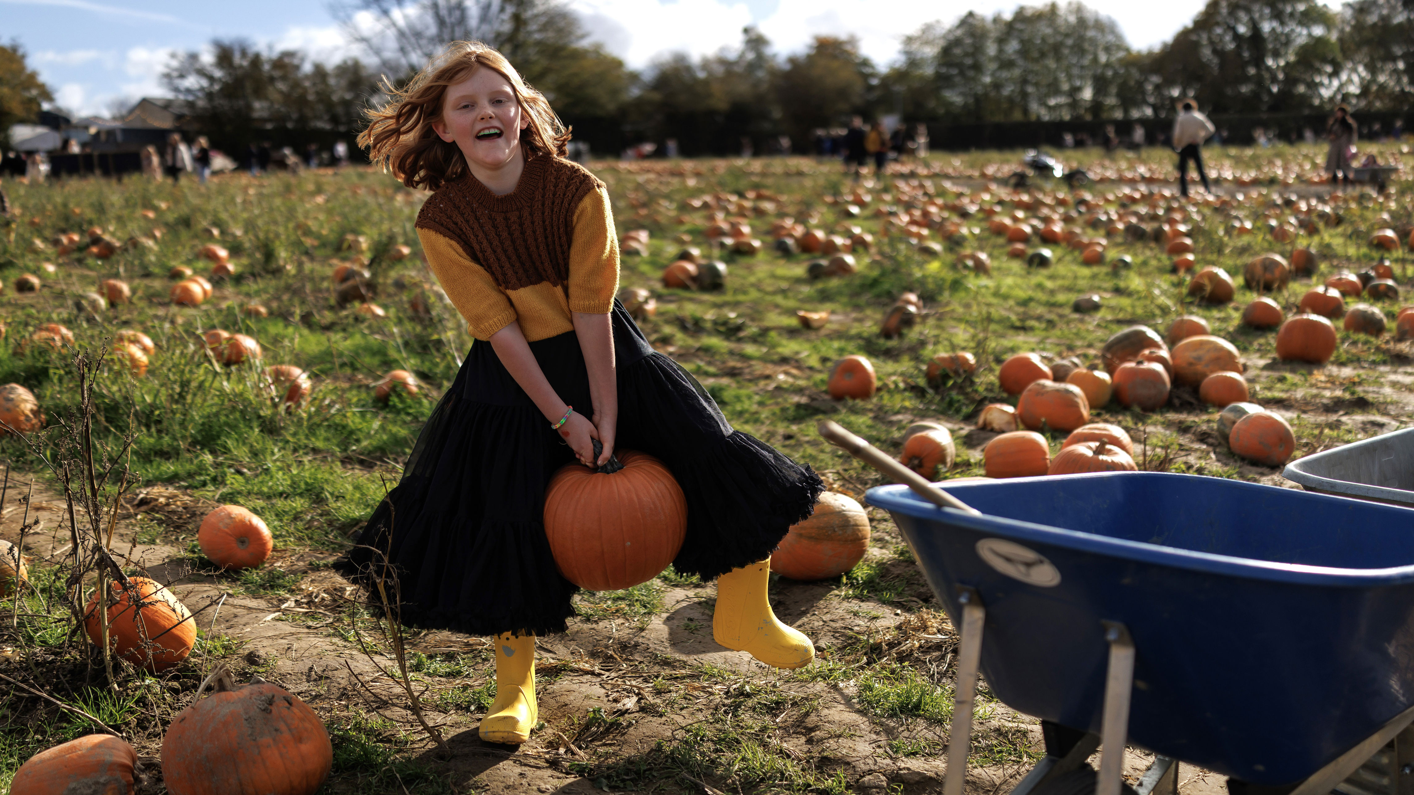 Photos of the Week: Pumpkin Patch, Witch Paddle, Giant Labubu