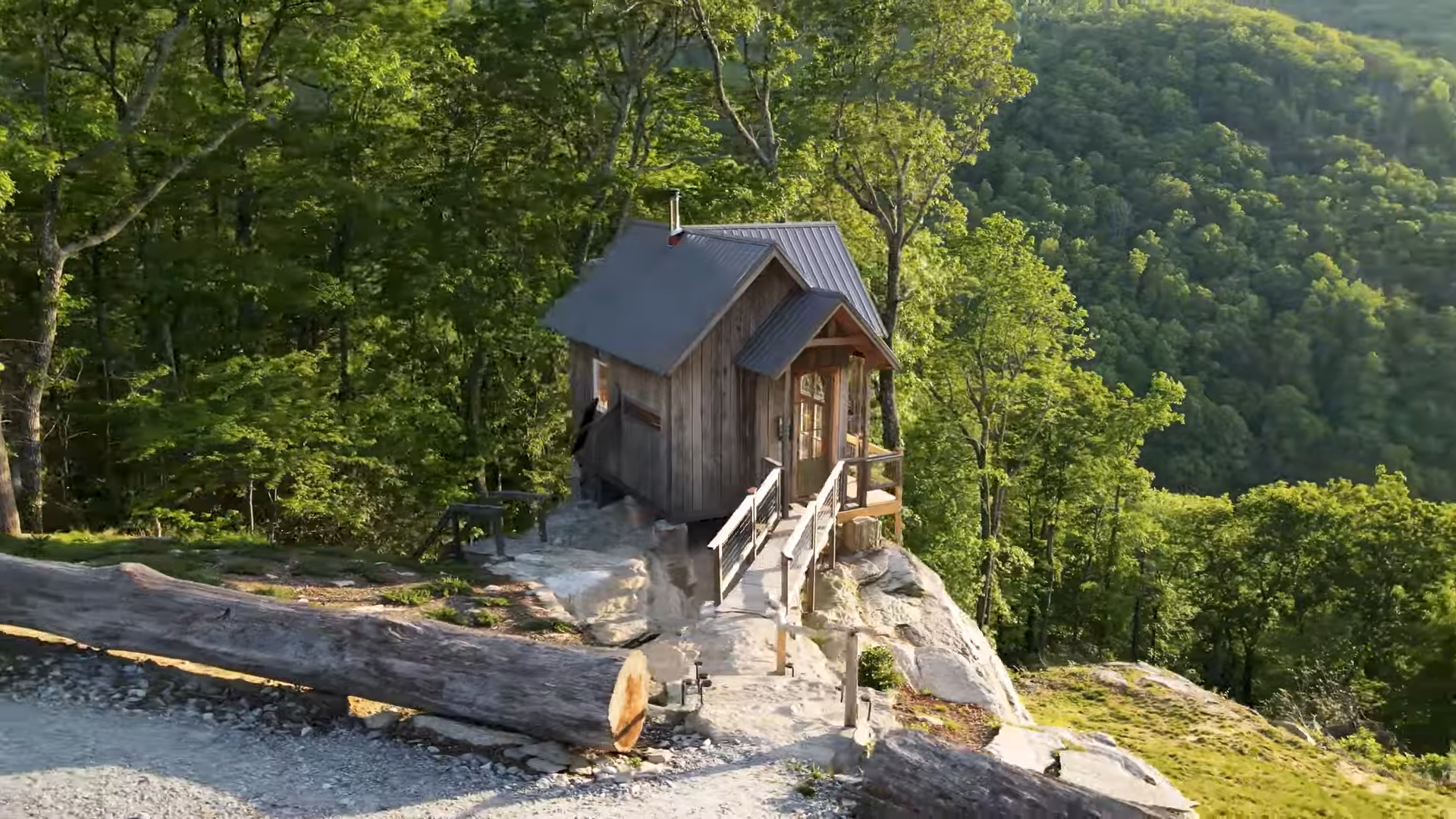 Touring a 100 sq ft cliffside off-grid tiny home