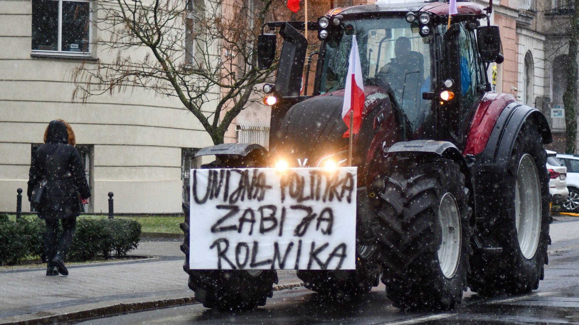 Polska utrzymuje embargo na ukraińskie produkty. Rzecznik KE: "nie ma ...