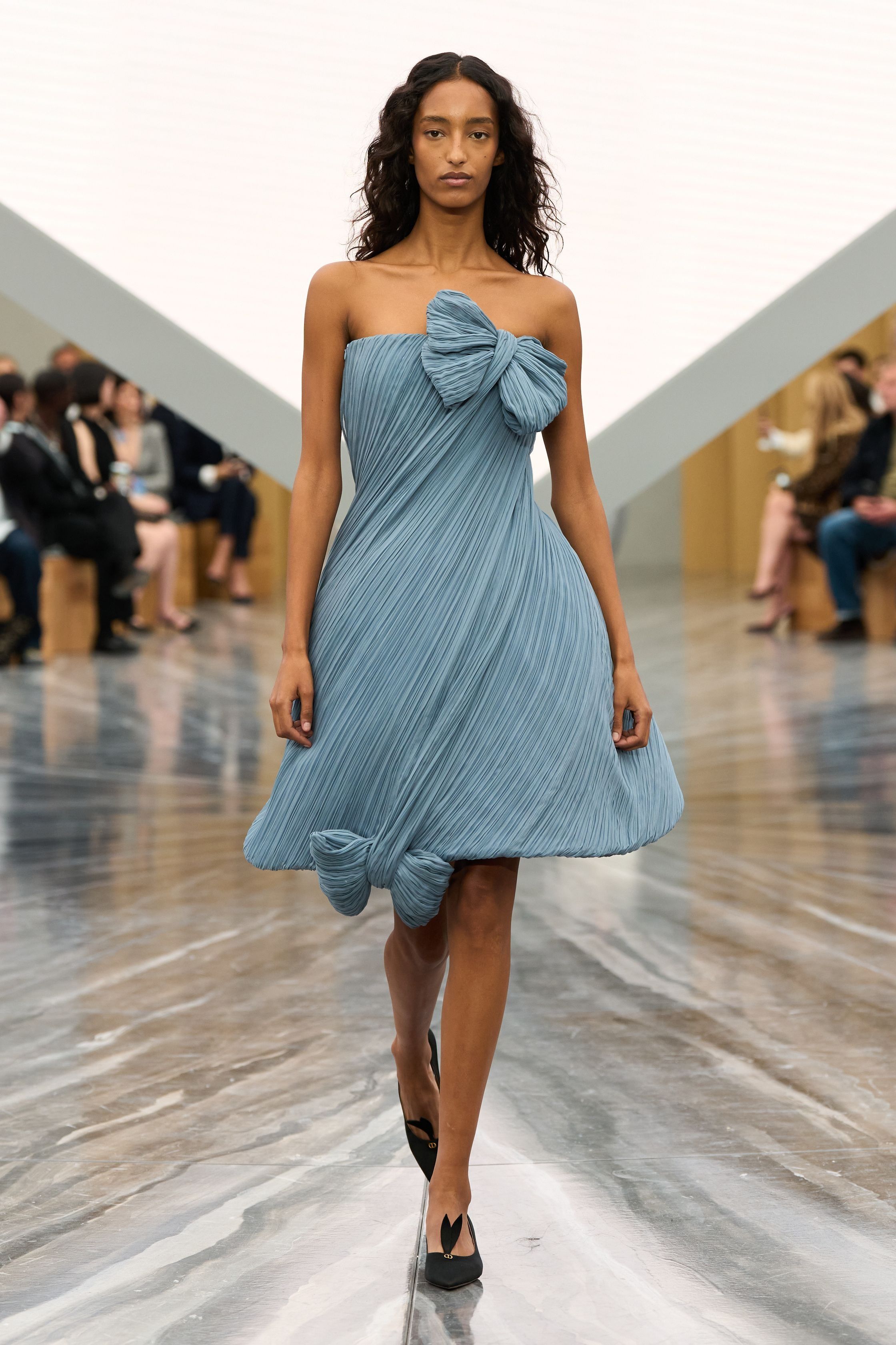 6 combos chromatiques pour (bien) porter le rouge cet automne