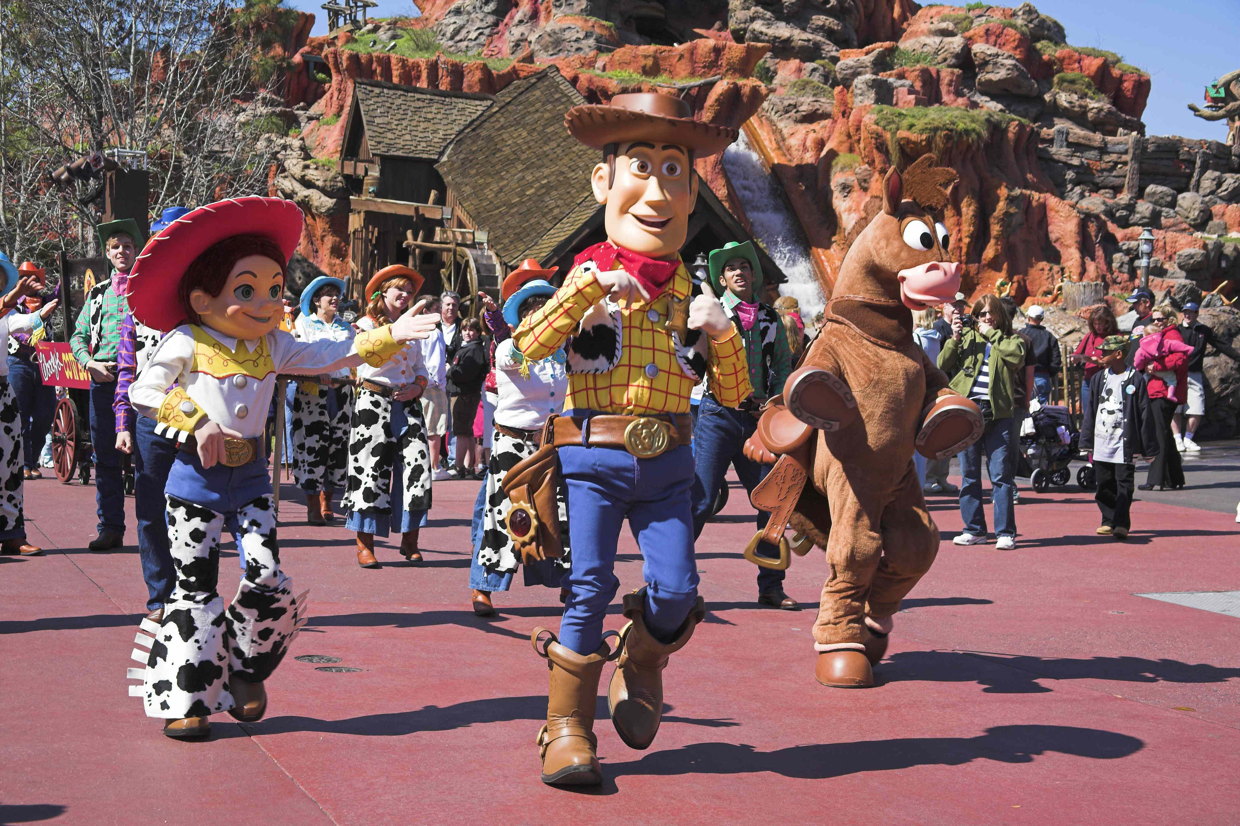 I Watched Hours of DisneyTok to Uncover These 20 Genius Disney World Hacks