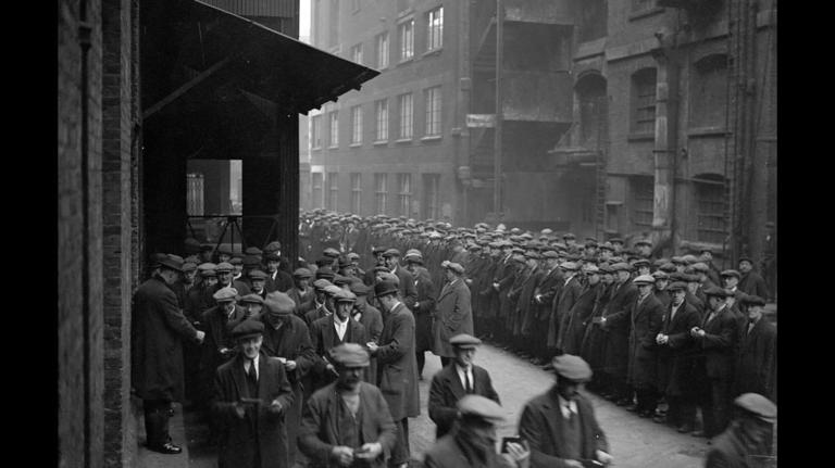 Colorized Photos That Bring the Great Depression to Life