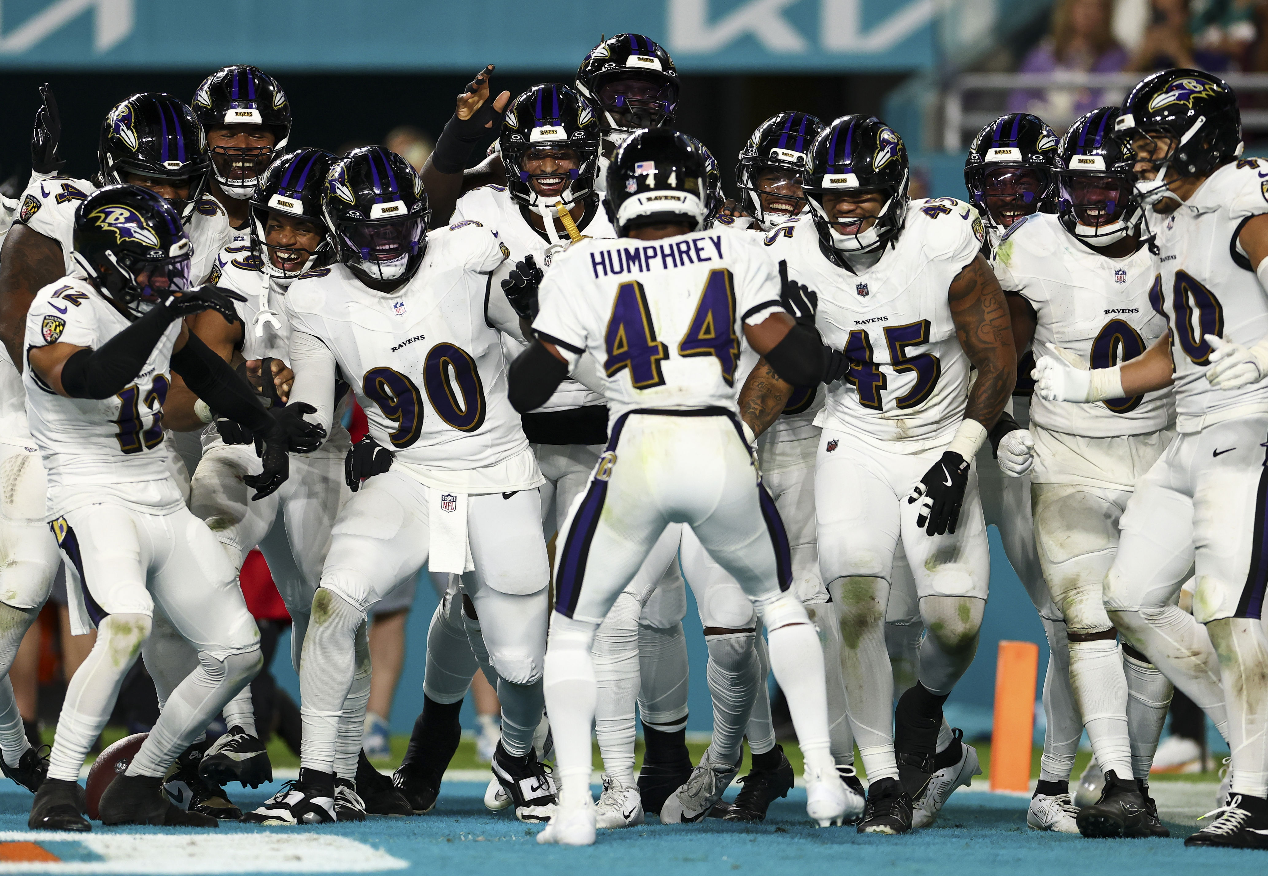 Ravens Snap Count Analysis, Week 9: Balanced playing time in big victory