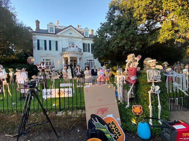 ‘Good Morning America’ stops by Skeleton House in New Orleans for Halloween