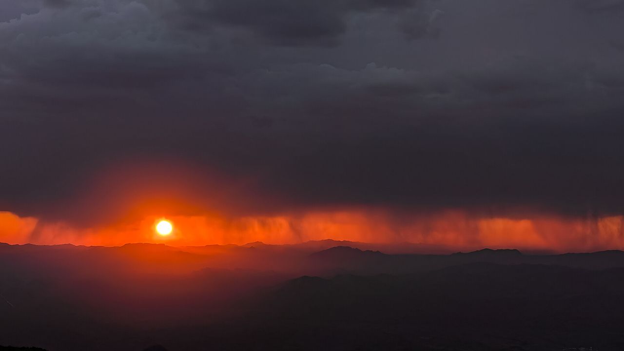 Halloween colors come to Kitt Peak Observatory | Space photo of the day ...