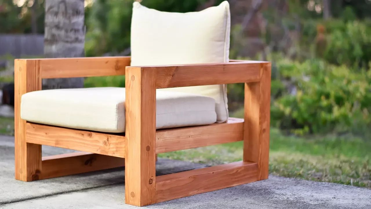 DIY modern outdoor chair | Stylish build using cheap lumber!