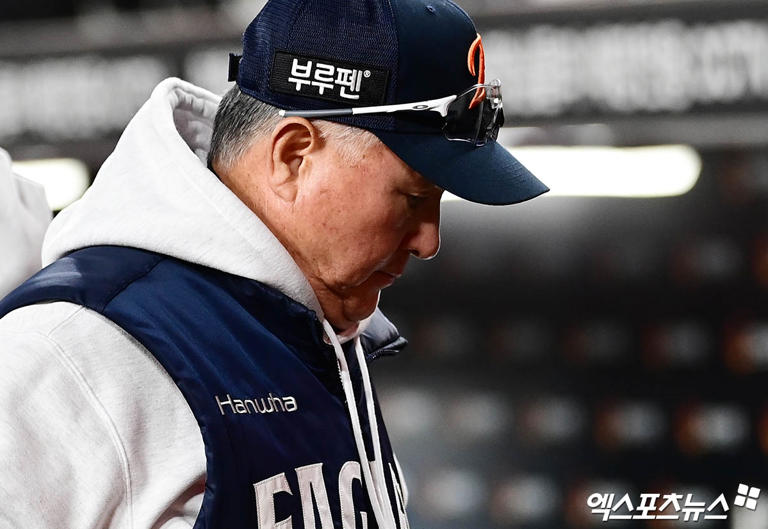 LG가 해냈다! 톨허스트 쾌투+김현수 2타점 'V4' 완성…한화는 안방서 준우승 고배 [KS5:스코어]